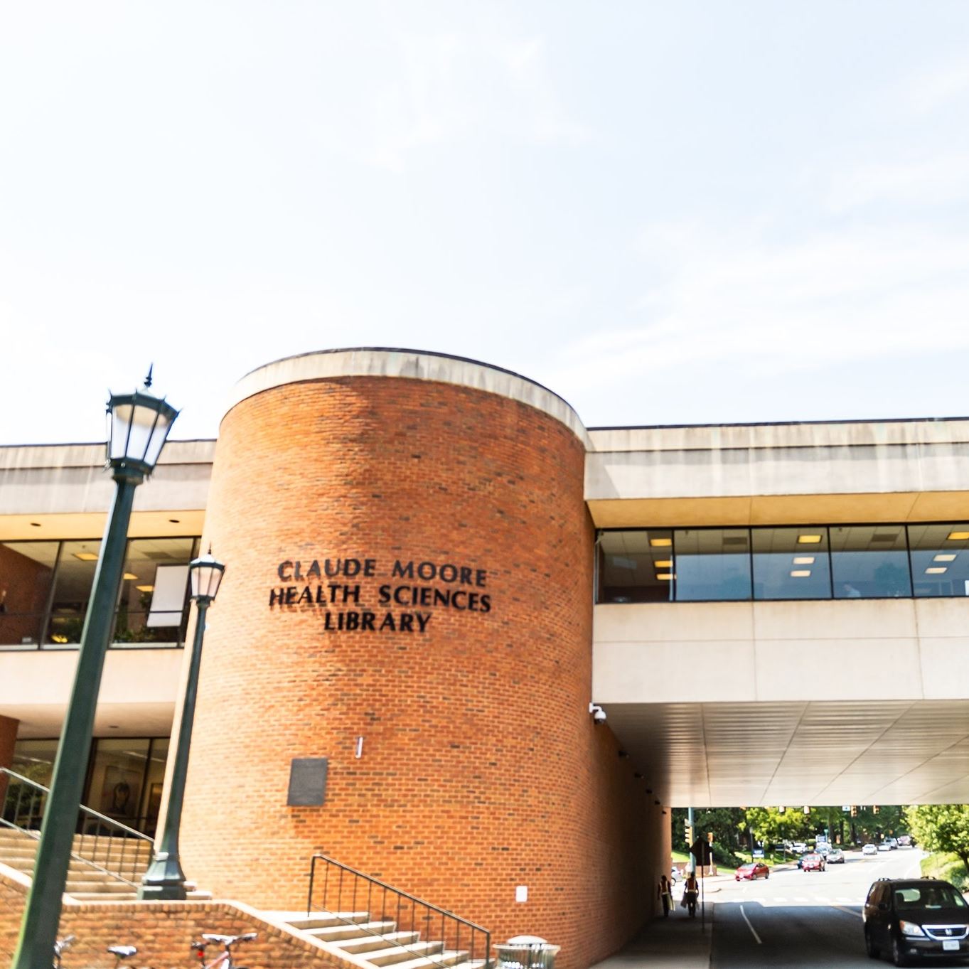 Claude Moore Health Sciences Library - APTrust